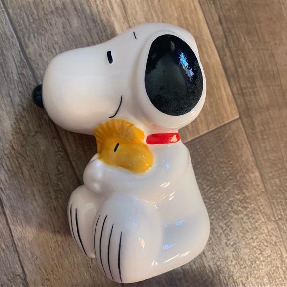 Peanuts | Accents | Snoopy And Woodstock Ceramic Collectors Sculpture ...